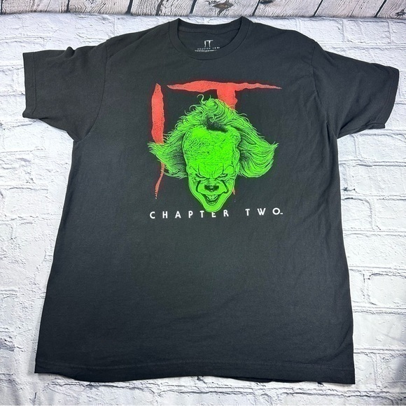 Not sure | Shirts | It Chapter Two Green Pennywise Horror Movie Tee ...